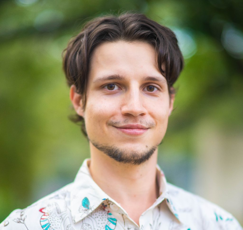 Alex Oriani - RedShift Writers